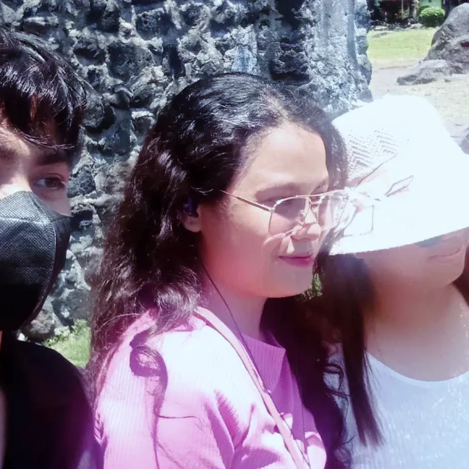 Michelle Arango's Instagram, Twitter & Facebook on IDCrawl