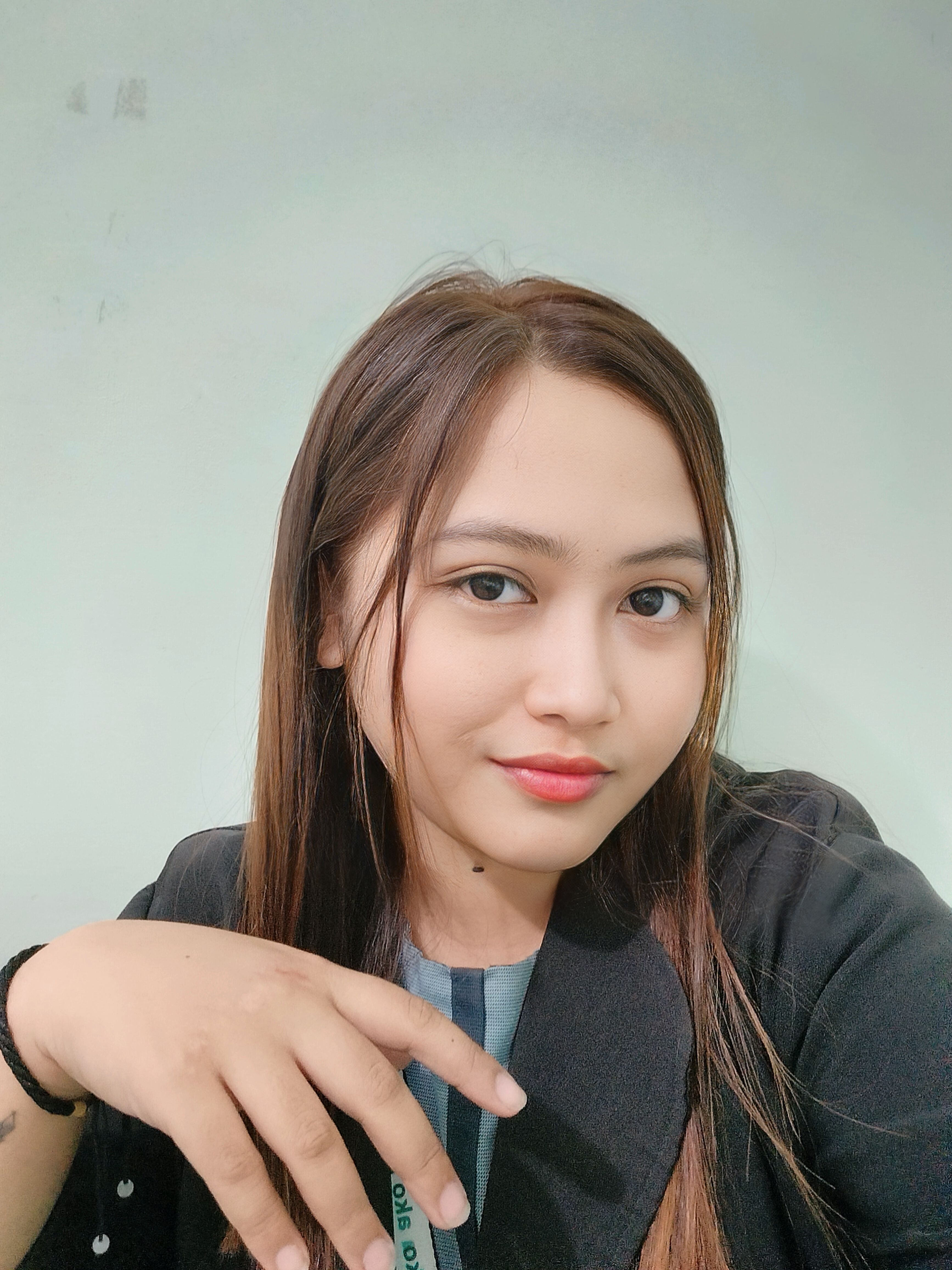 Digital Product Mockup Design by ldigitalcreations - Raket.PH